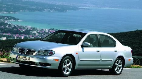 Nissan Maxima QX V (A33) 3.0 V6 24V (200 Hp)